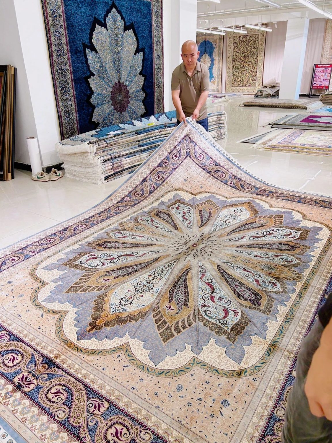 8,000 Square Feet Of Handmade Silk Carpets Delivered To Saudi Arabian ...